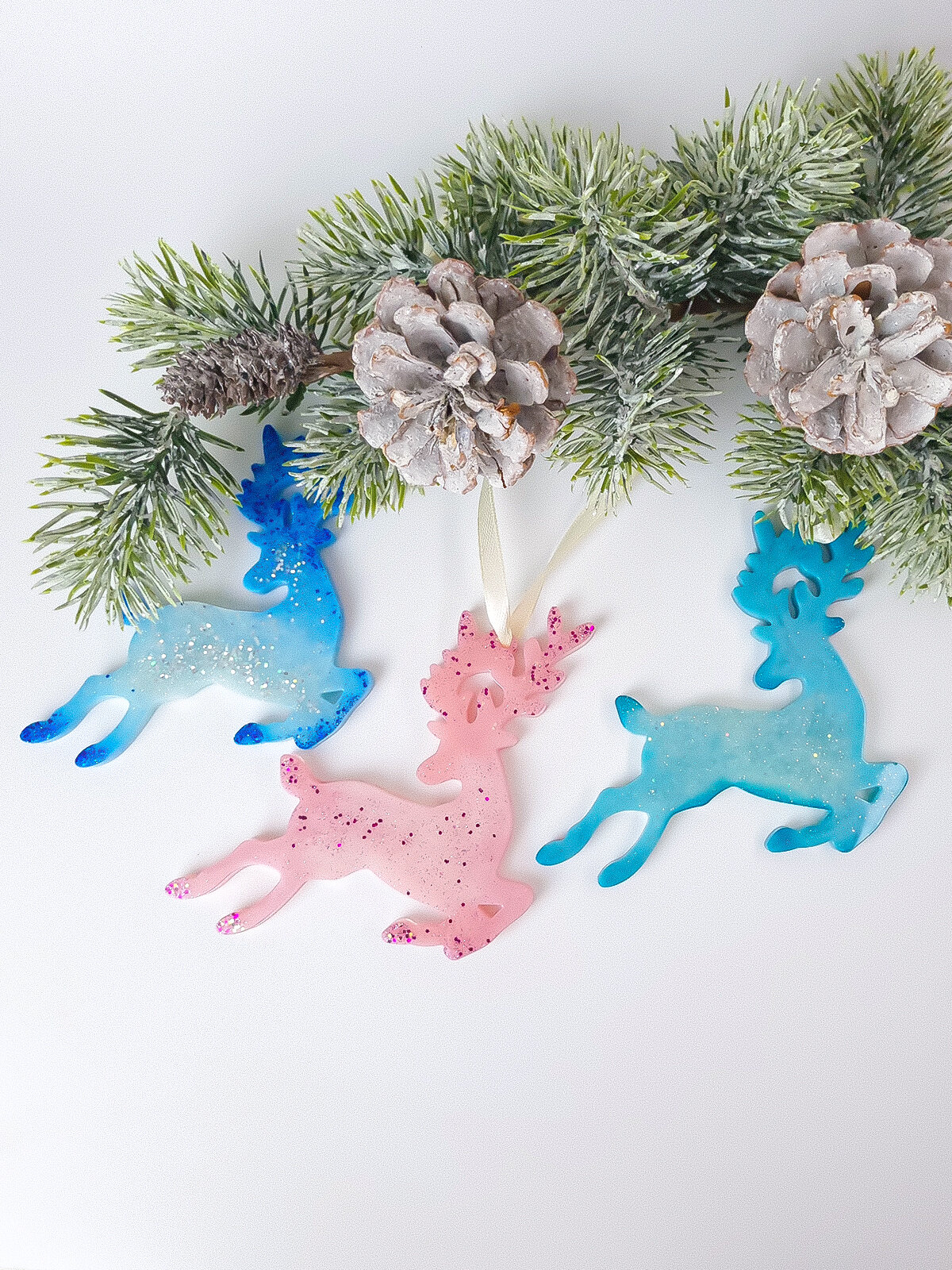 Набор ёлочных игрушек "Олени", ручная работа, эпоксидная смола