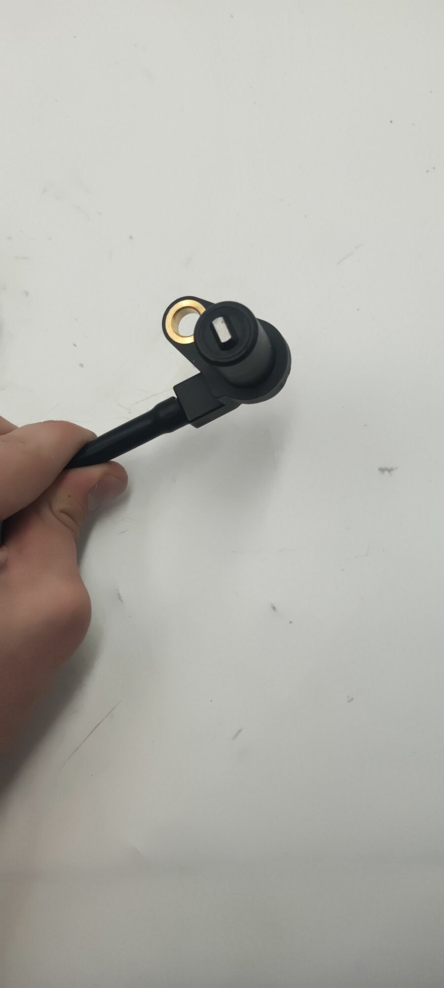 Датчик ABS передний правый MITSUBISHI AIRTREK/OUTLANDER (11/2001 - 12/2008) FRONT RH