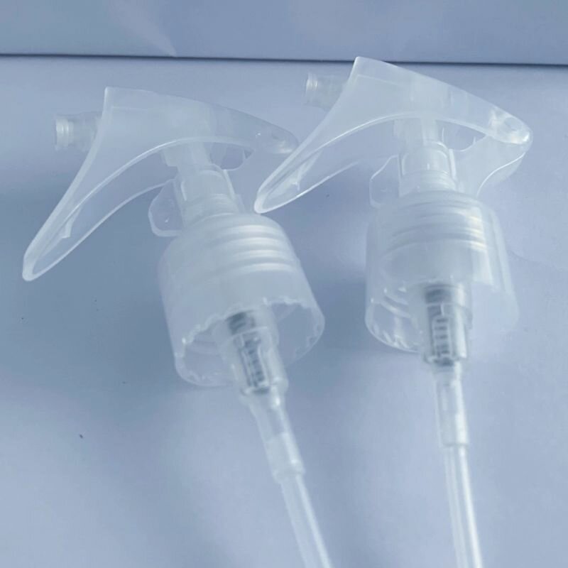 Насадка-спрей на флакон