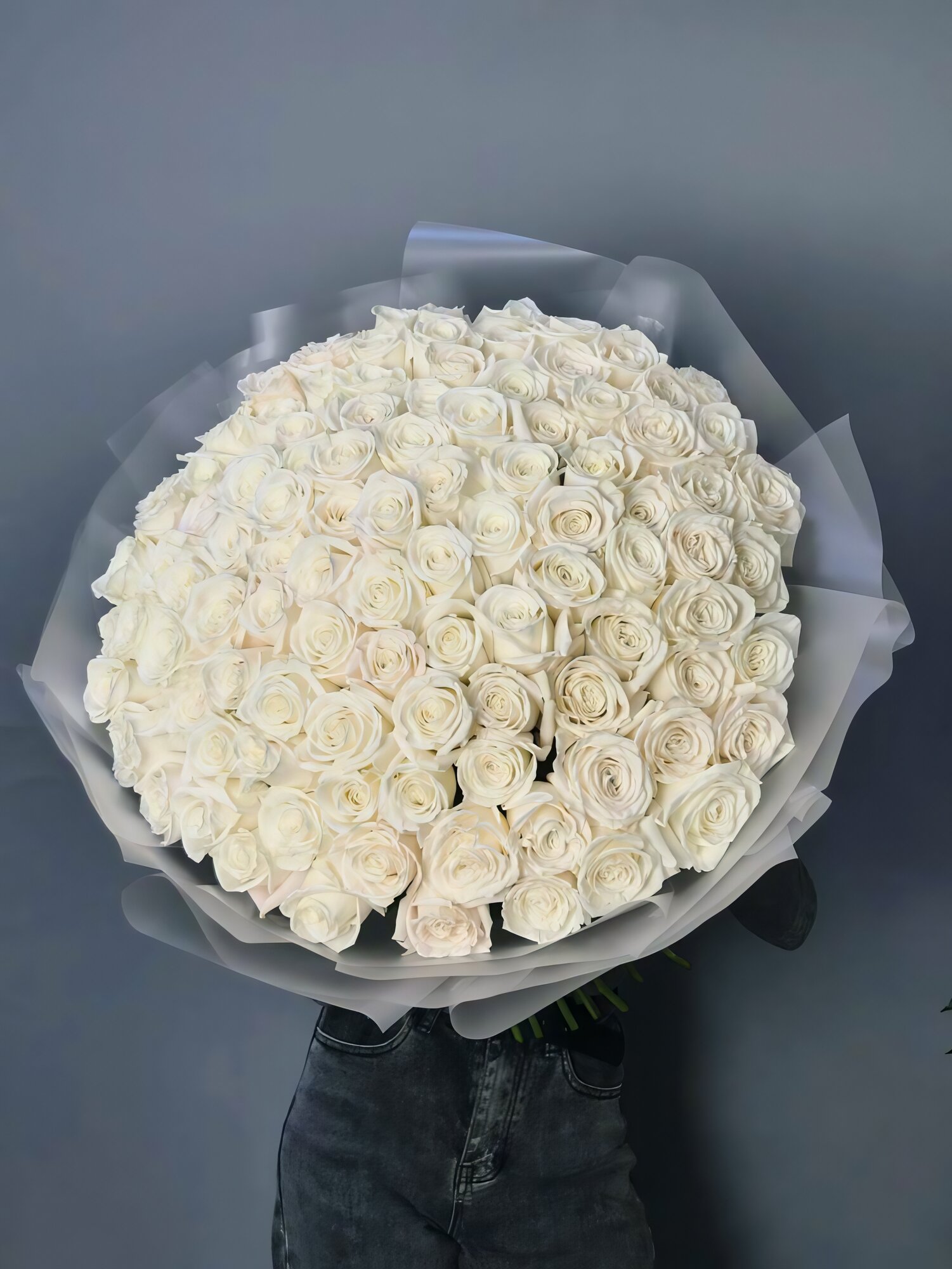 Букет из белых роз 51 шт, красивый букет цветов, шикарный, премиум цветы, премиум букет