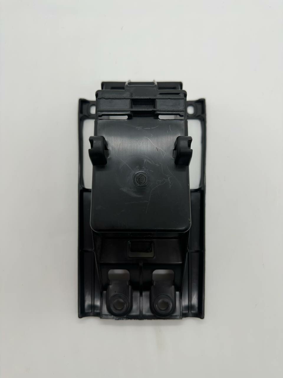 Аккумуляторный отсек ONIX