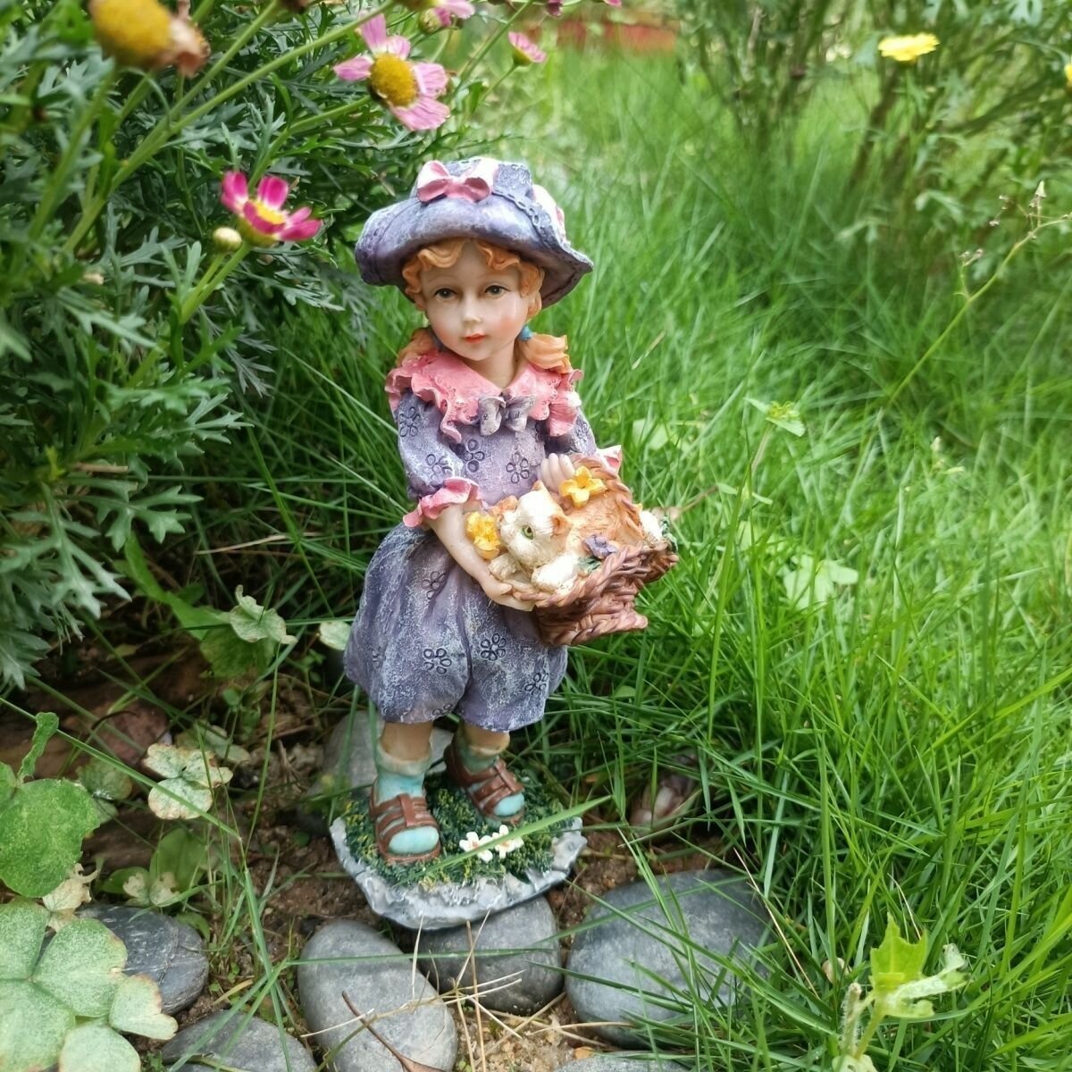 Фигурка садовая