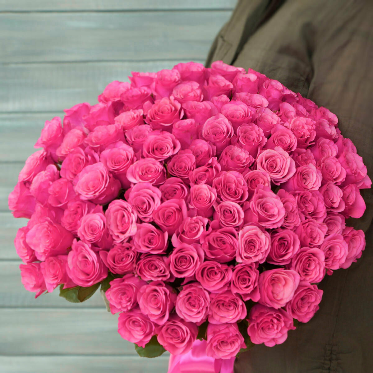 Букет Букет Маркет "Малиновые Розы", 75 цветов, высота 40 см