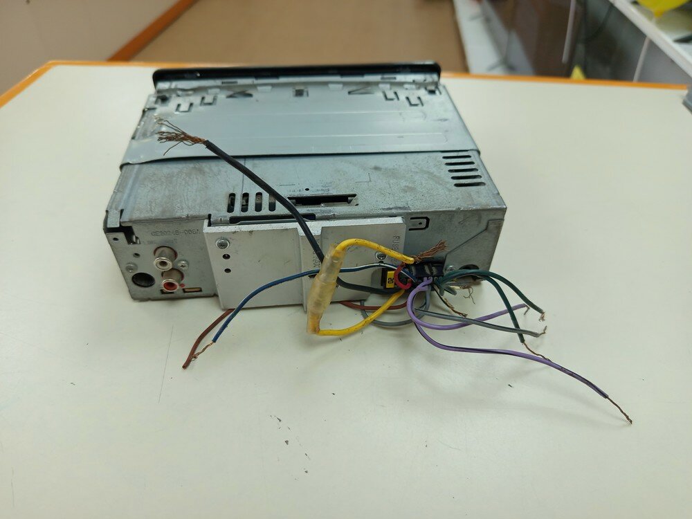 Автомагнитола JVC KD-R412 Б/У