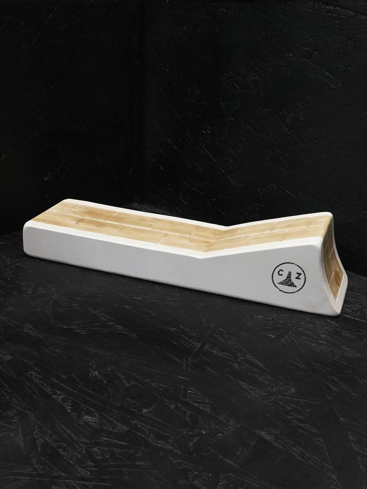 Фигура для фингерборда Comix Zone Kink Ledge Classic искусственный камень 29x8.5x7