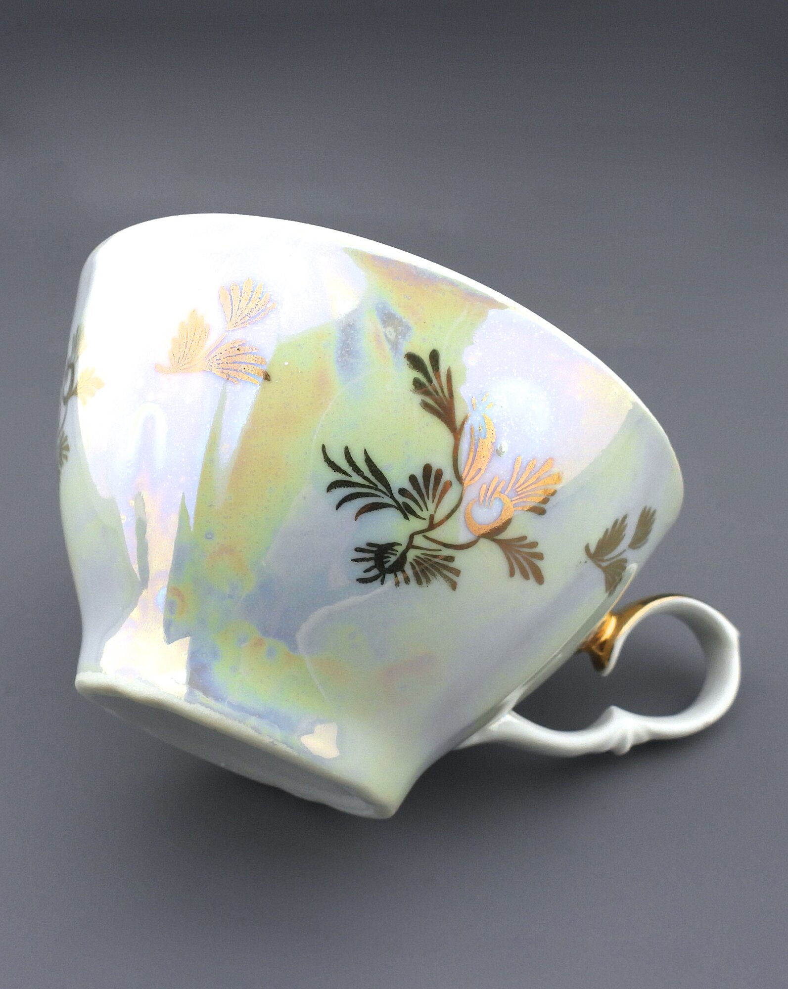 Чайная чашка "Мадонна" 170 мл фарфор Kahla ГДР экспорт СССР 1970-е гг