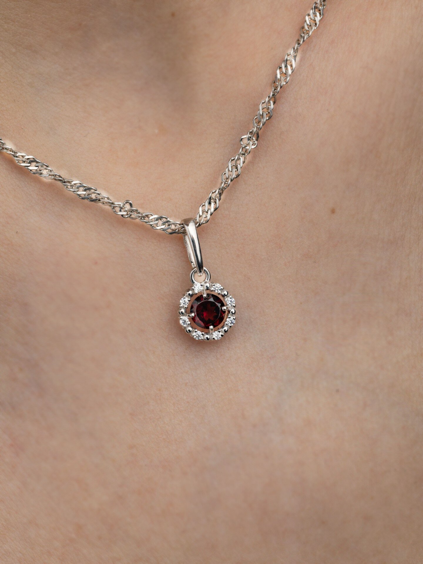 Подвеска Pepela Jewelry, серебро, 925 проба, родирование, гранат, фианит, размер 1.7 см., серебристый/красный — фото 1