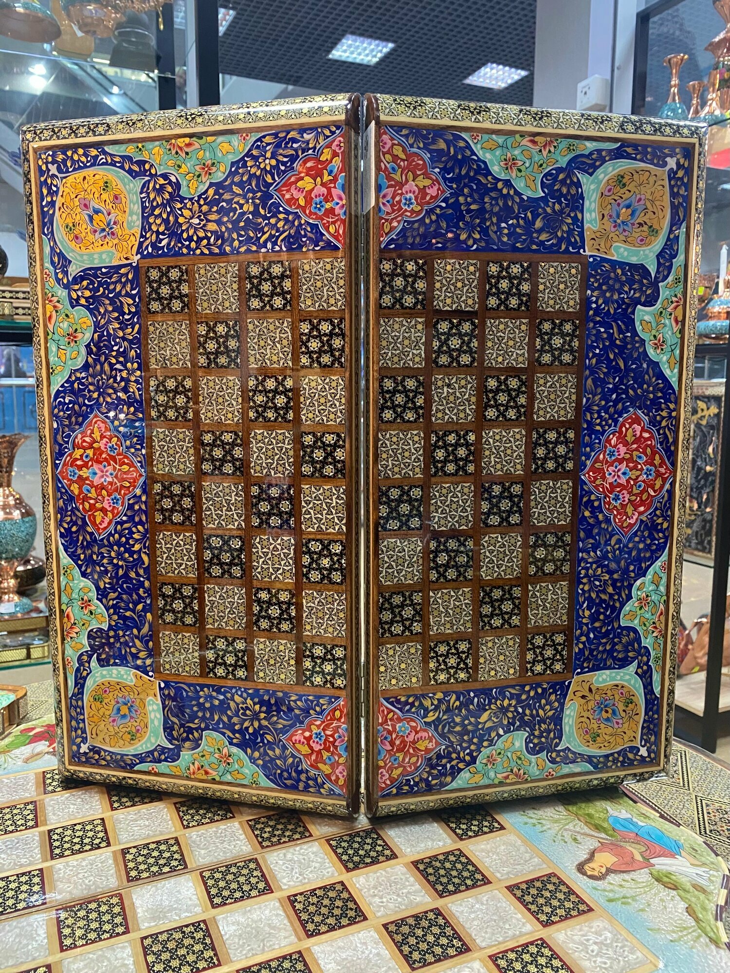 Шахматы-нарды Персидский базар "Хатам" Иран, ручная работа, с миниатюрами, деревянная инкрустация из натуральных материалов