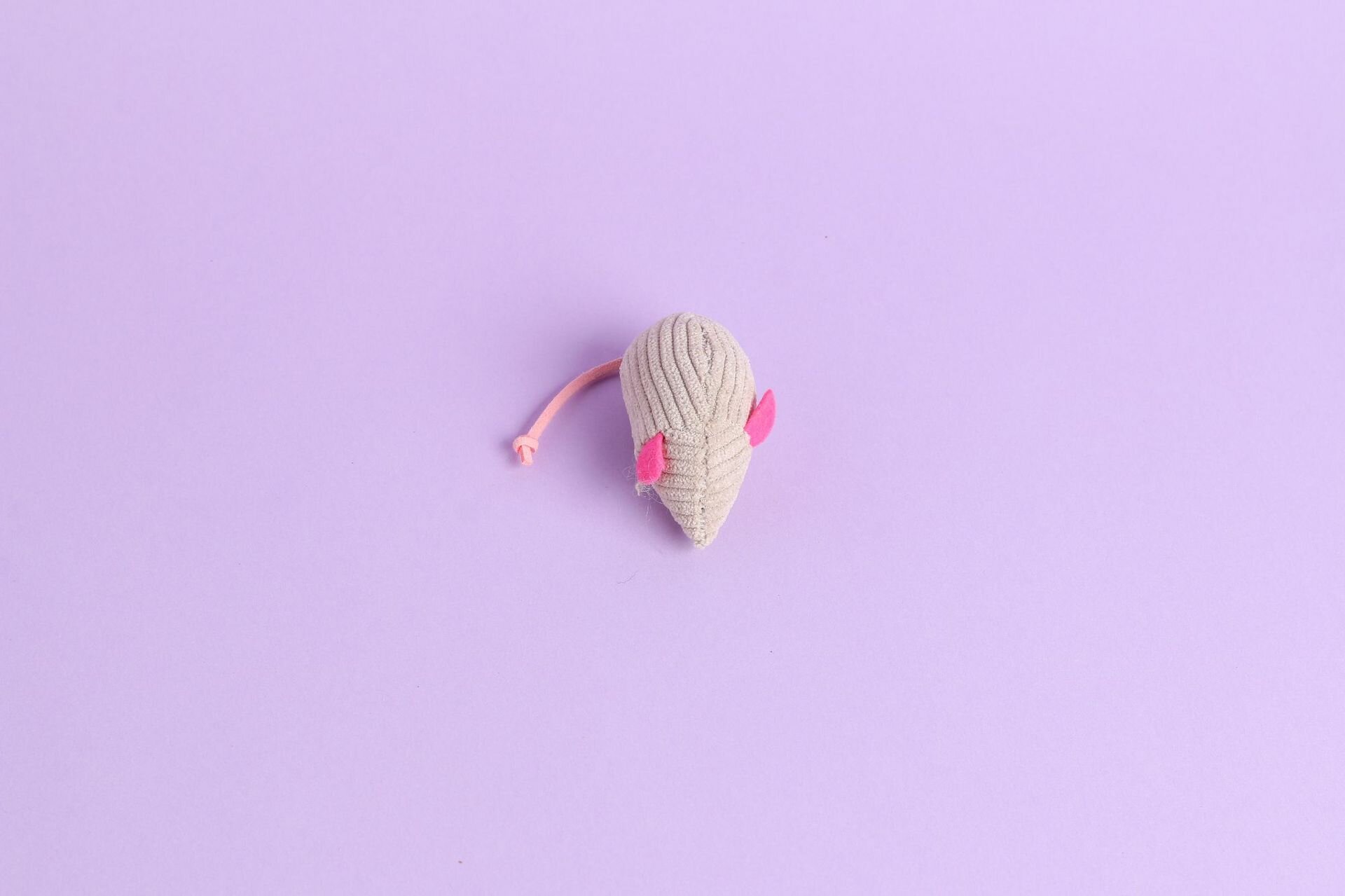Серая игрушка для кошек, имитирующая мышь с кошачьей мятой, мягкая ткань для самостоятельной игры, прочная игрушка для