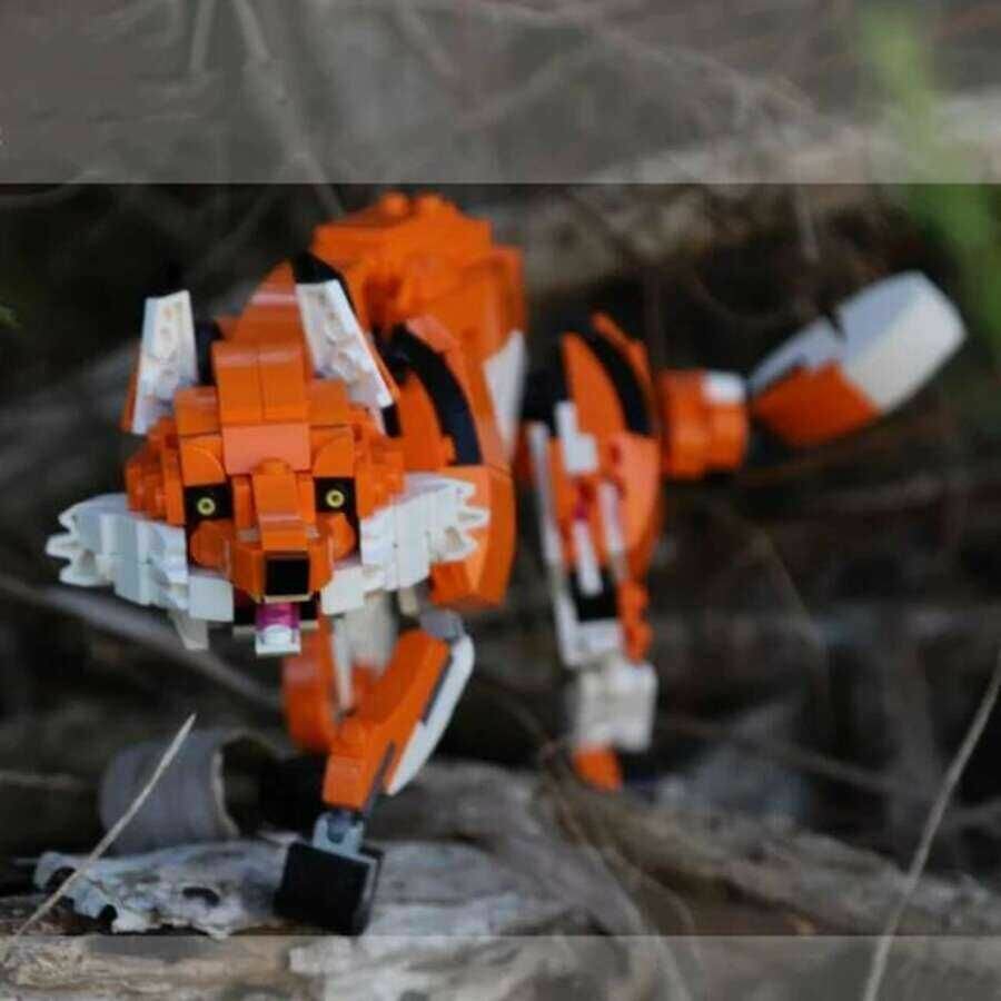 MOC Красный Лис Модульные Конструкторы 486 деталей