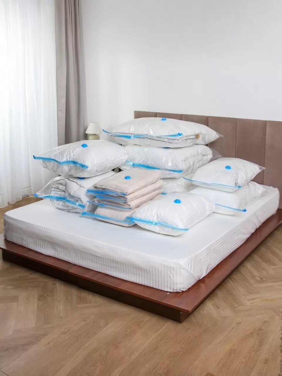 Набор вакуум пакетов 13 предметов, 40х60 см 3 шт, 50х70 см 3 шт, 60х80 см 3 шт, 80х100 см 3 шт, насос, A460013