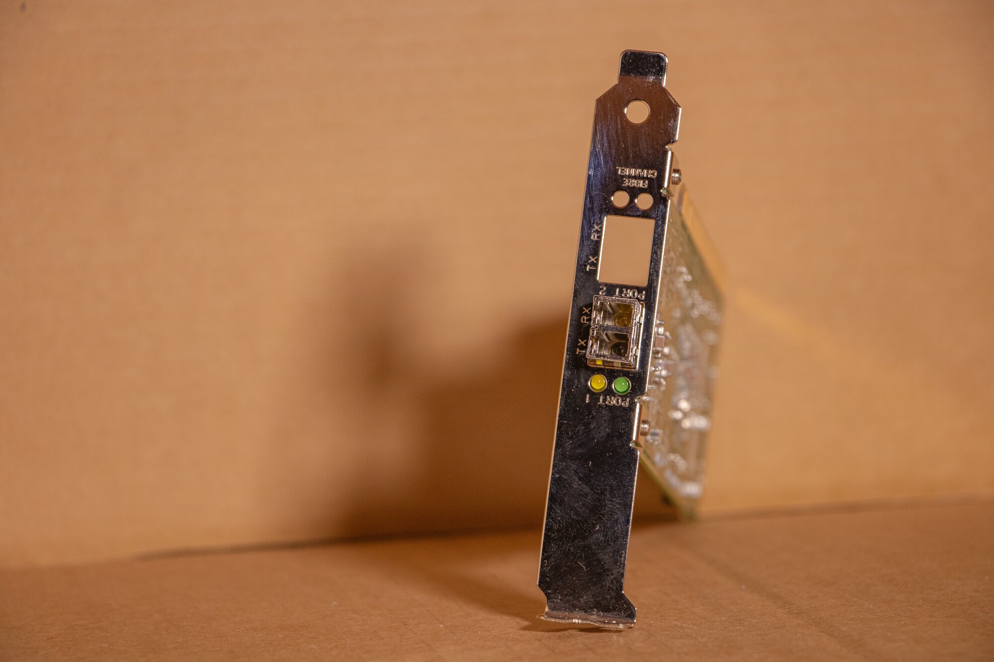 24P8174 Сетевой Адаптер SUN (Qlogic) FCA2214 QLA2340-CK FC5010409-22 2Гбит/сек Single Port Fiber Channel HBA PCI/PCI-X