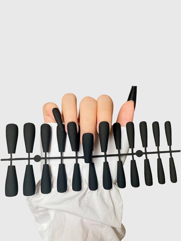 Длинные накладные ногти-типсы с клеем