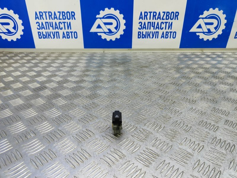 Б/У Кнопка антипробуксовочной системы Renault Duster HS / Рено Дастер HS 1.6 K4MA606 102 Л.С 2013