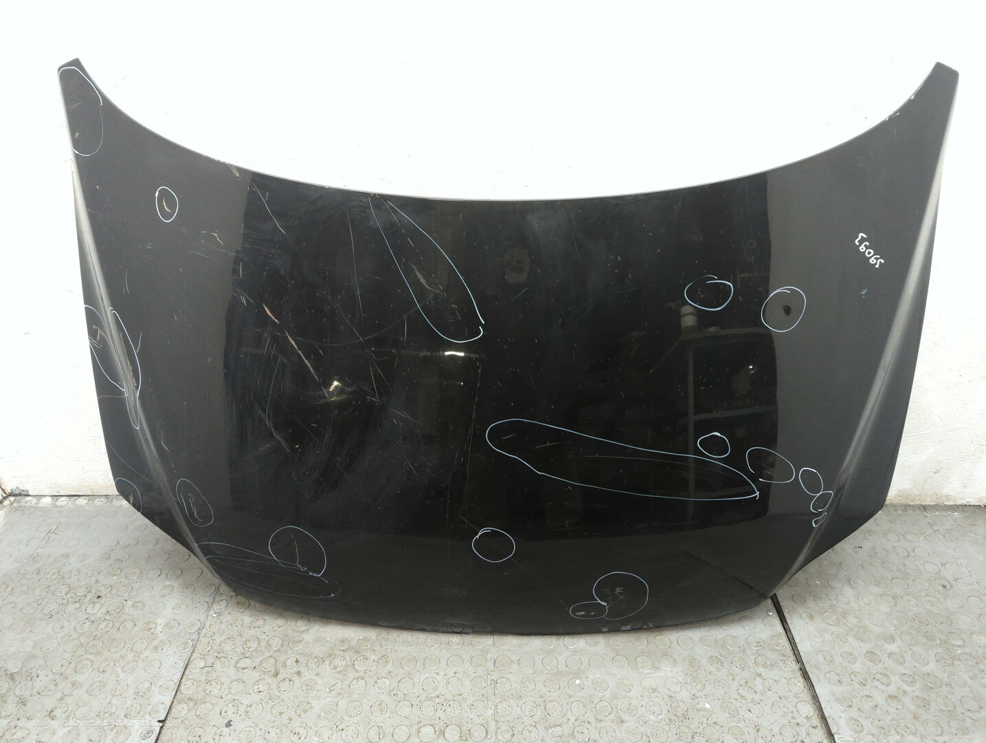 Капот Volkswagen Fox Б/У