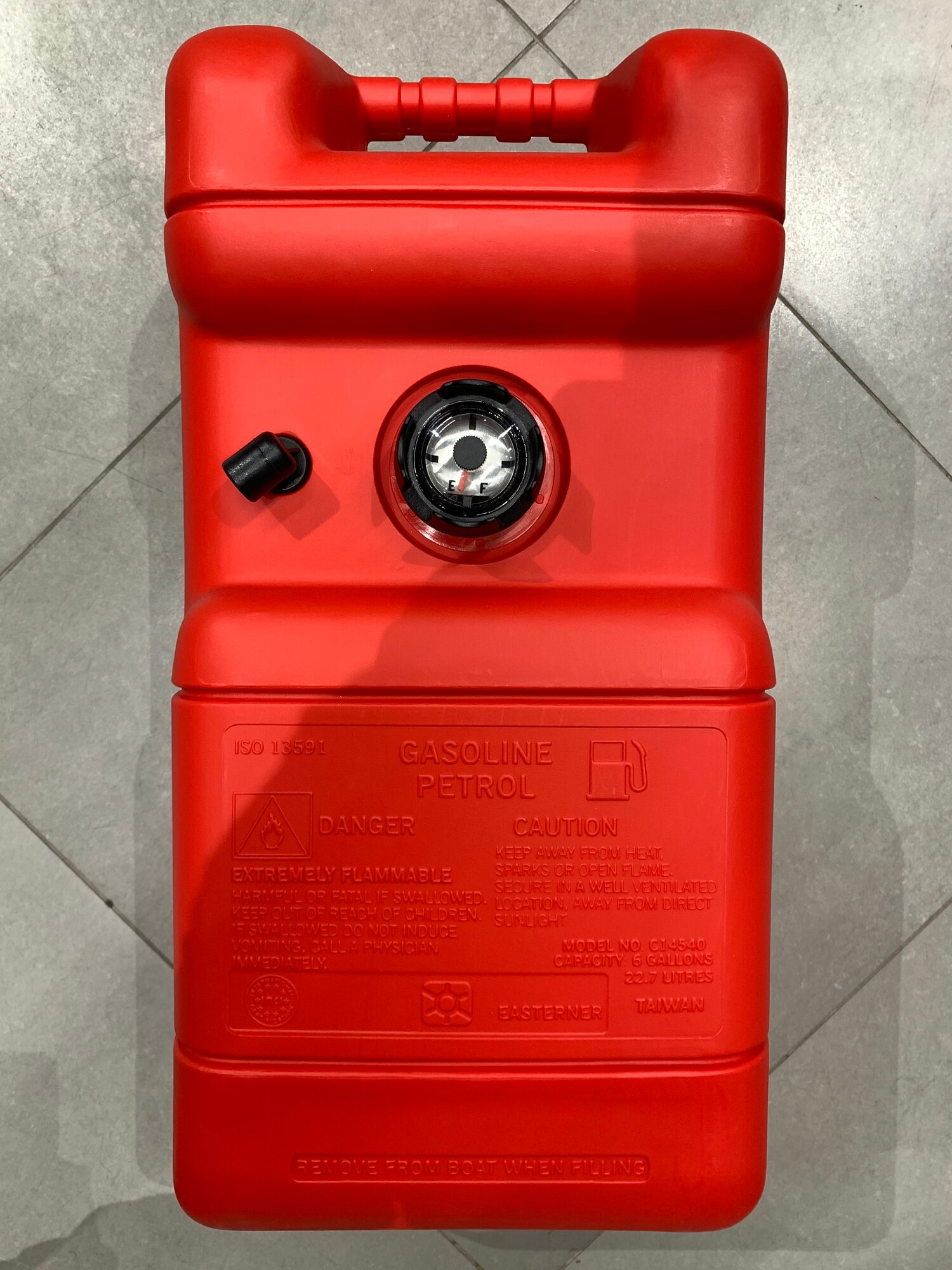 Топливный бак для лодки, переносной 24л, с указателем уровня