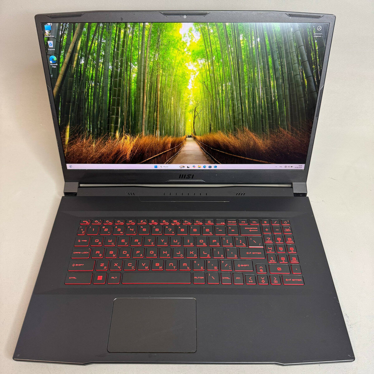 17.3'' FHD 144Hz Ноутбук MSI GF76 11UE-270XRU черный