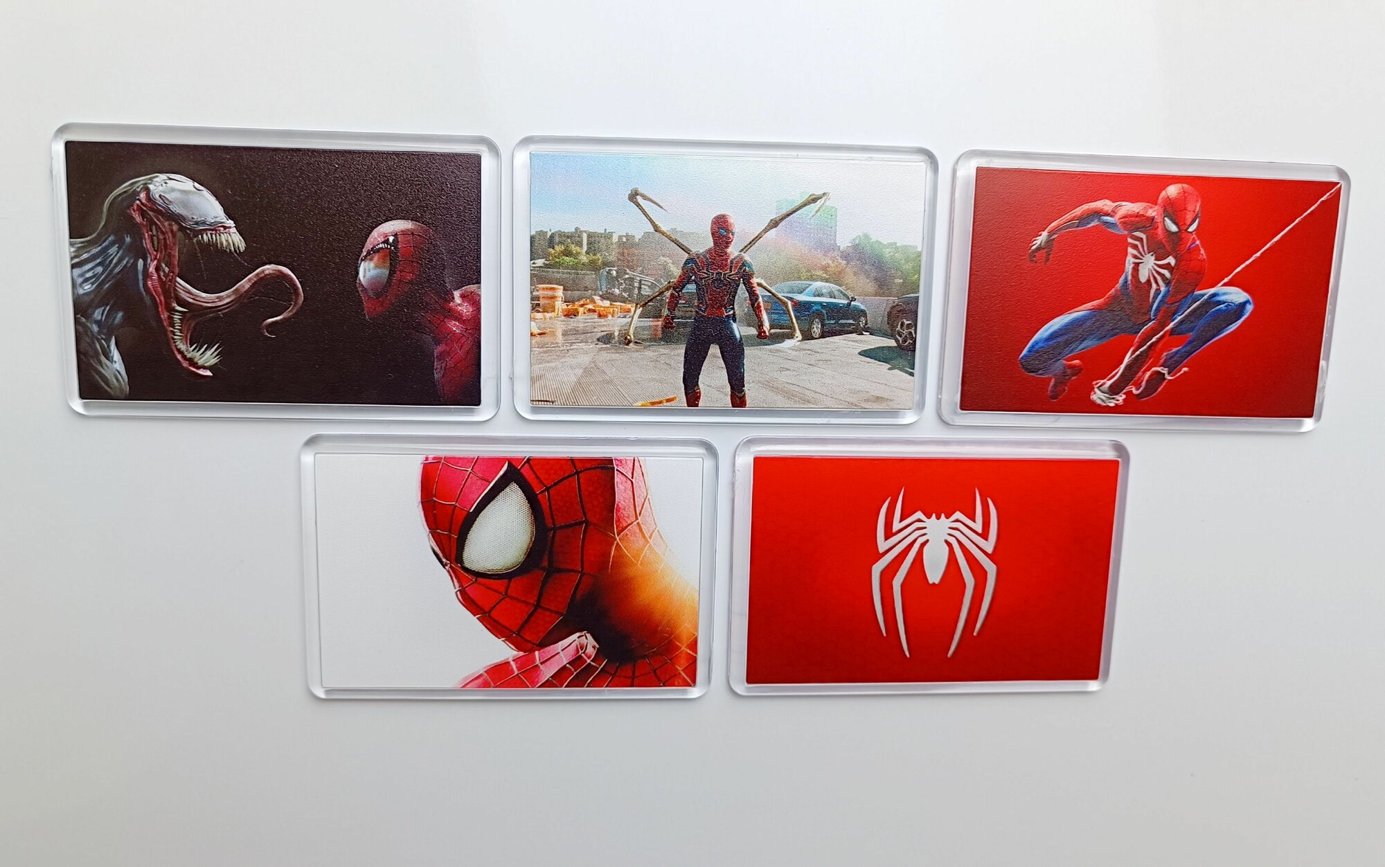 Магниты Акриловые, набор "Человек паук" 5шт