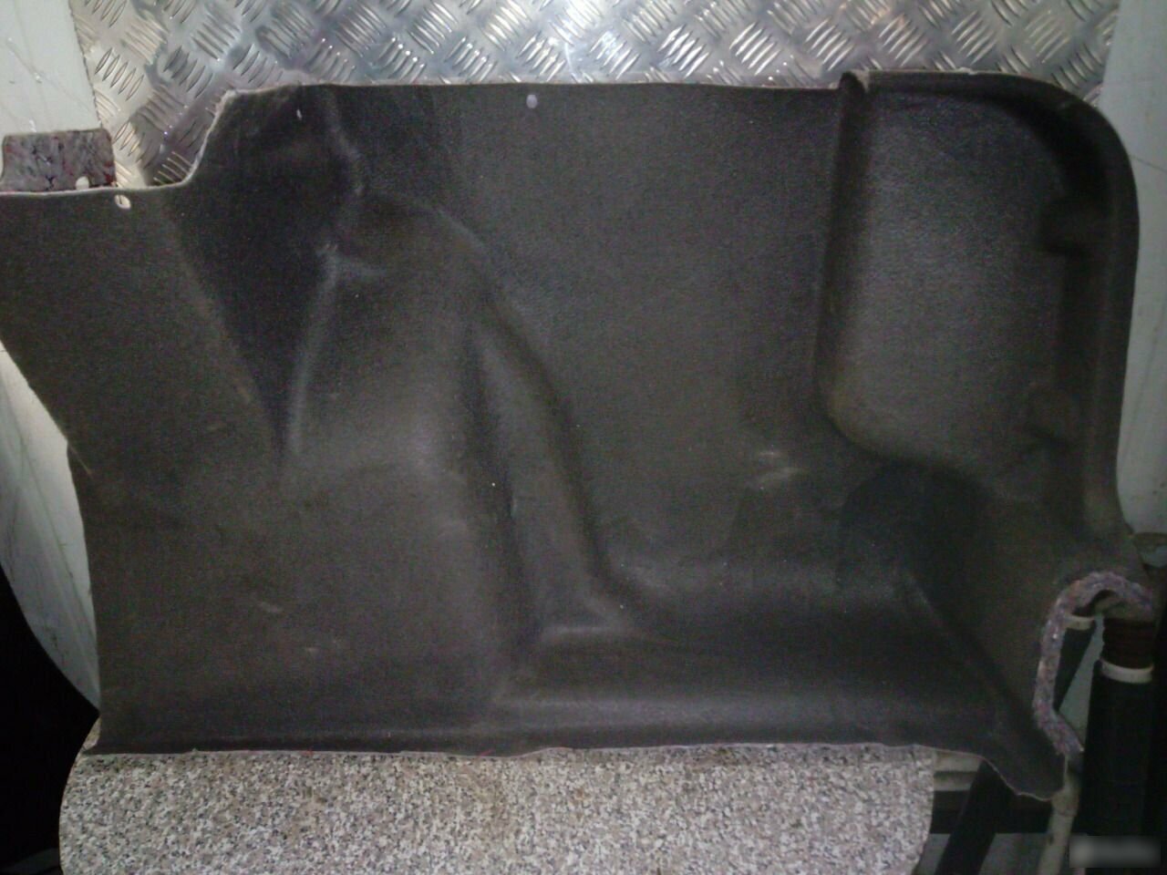 Обшивка багажника Шевроле Кобальт Chevrolet Cobal 52056833