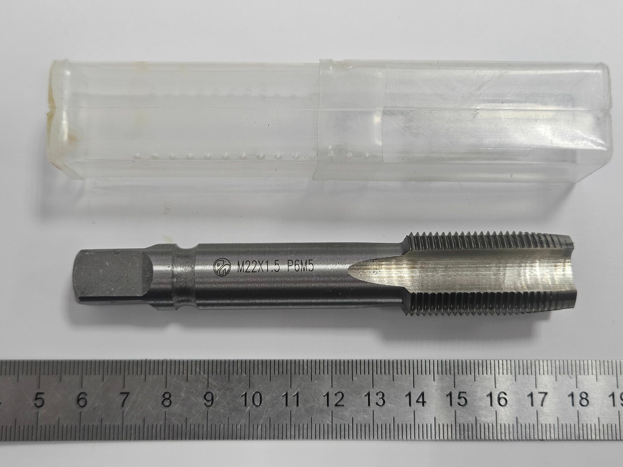 Метчик м/р М22х1.5