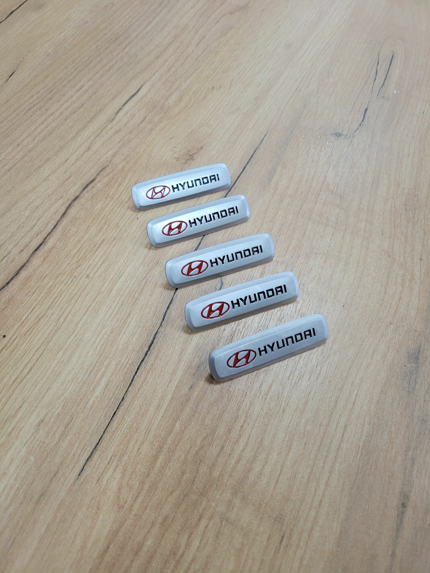 Шильдики (эмблема, логотип) Хендай Hyundai Хенде