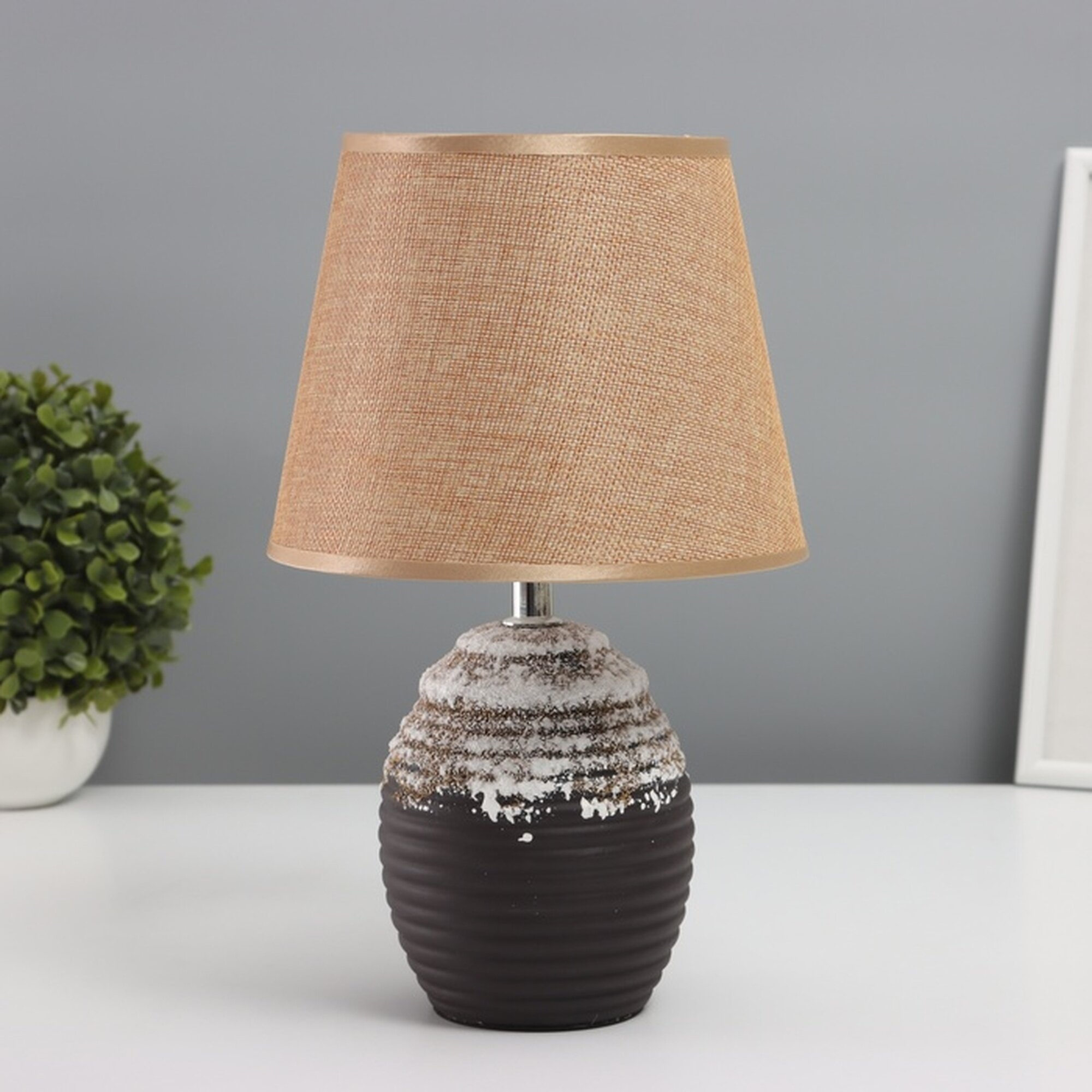 Лампа настольная «Конг» 1×40 Вт Е14 коричневый 19.5×19.5×34 см