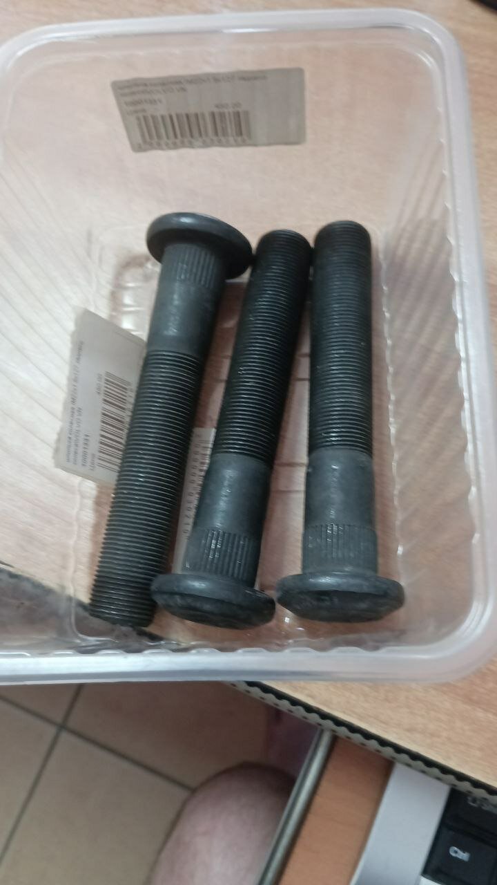 Шпилька Колесная Задняя Int/Volvo Freightliner арт. CM10001331