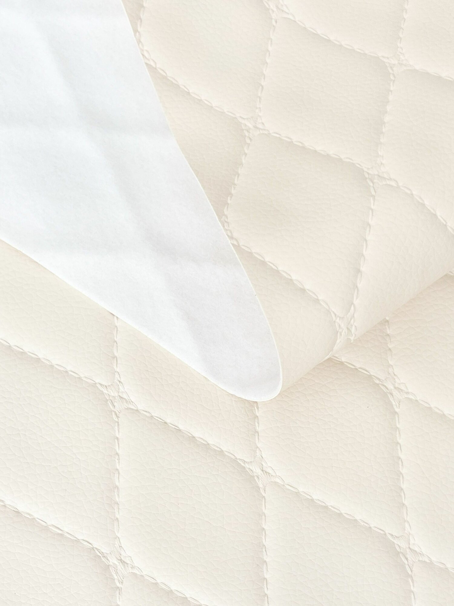 Экокожа MRN Имитация Cтежки 1 мм цвет Молочный