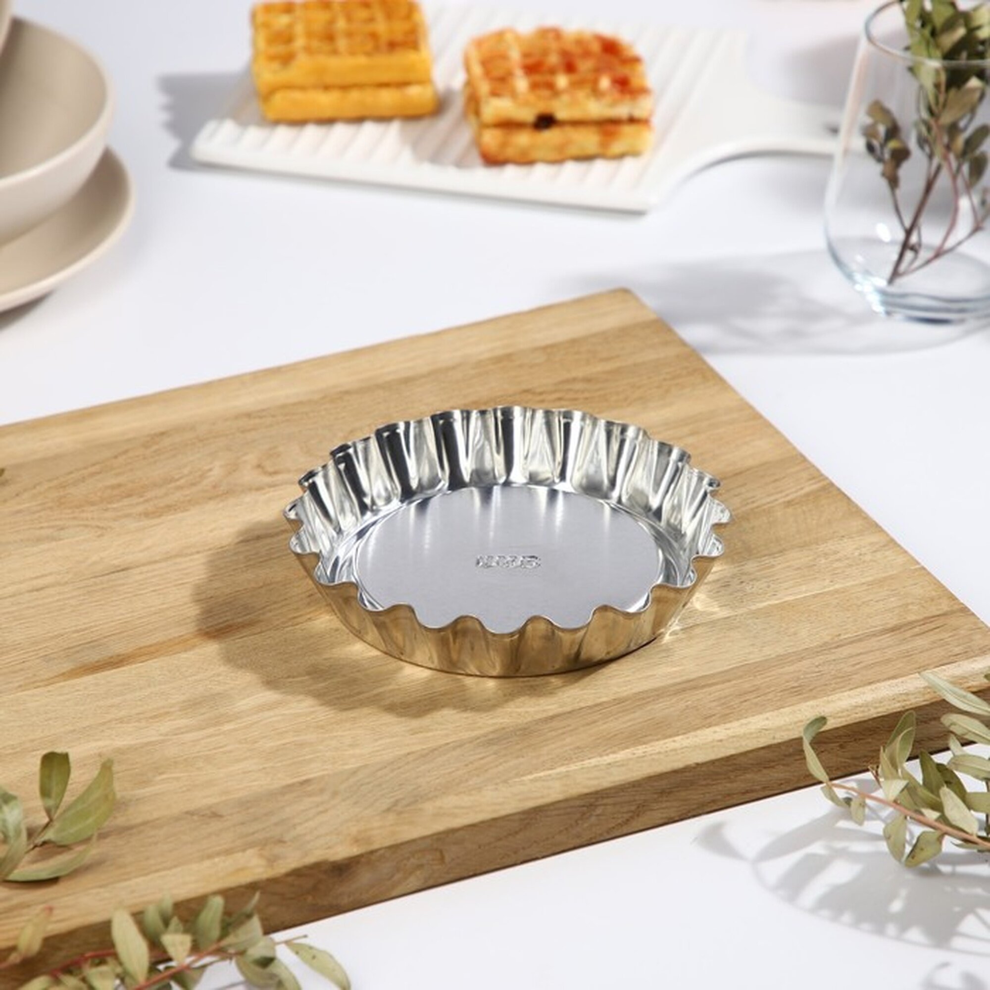 Форма для выпечки Никис №4, сталь, круглая, серая, 14 см. высота 2.5 см