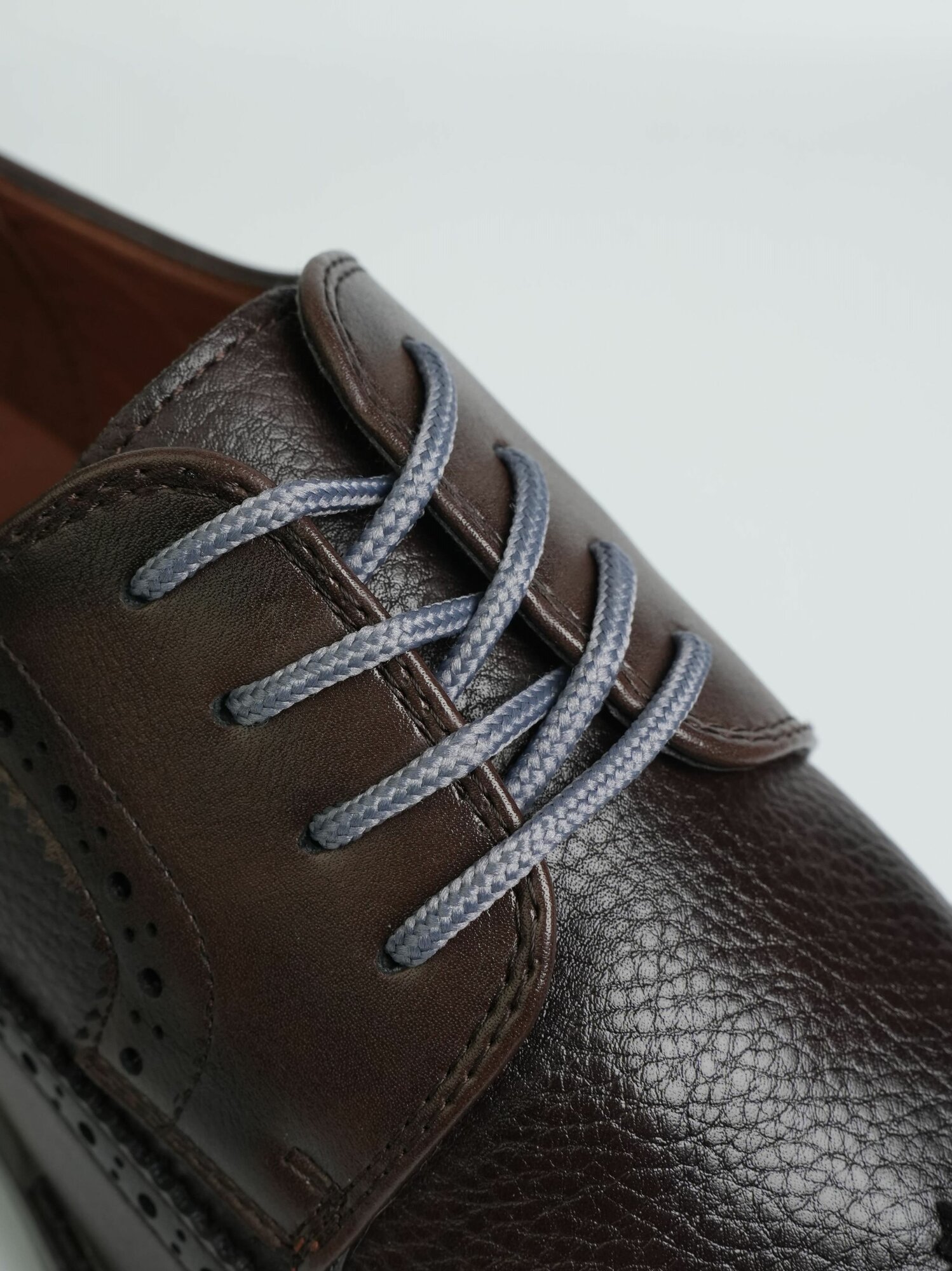 Шнурки для туфель 70 см серые круглые, короткие, тонкие