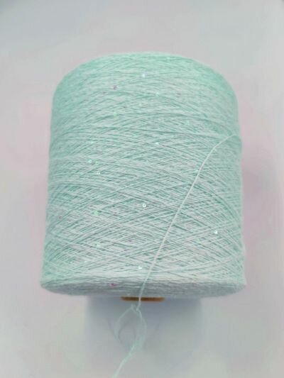 Пряжа Пайетки 2мм на хлопке (микропайетки) 2-065-2 светлая мята с радужными пайетками стрекоза т1в(200г)
