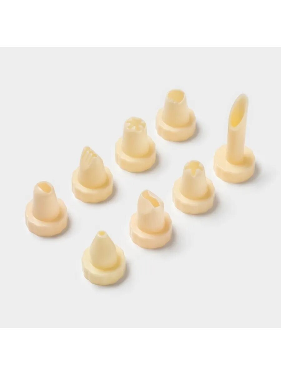 Кондитерский шприц с насадками для украшения