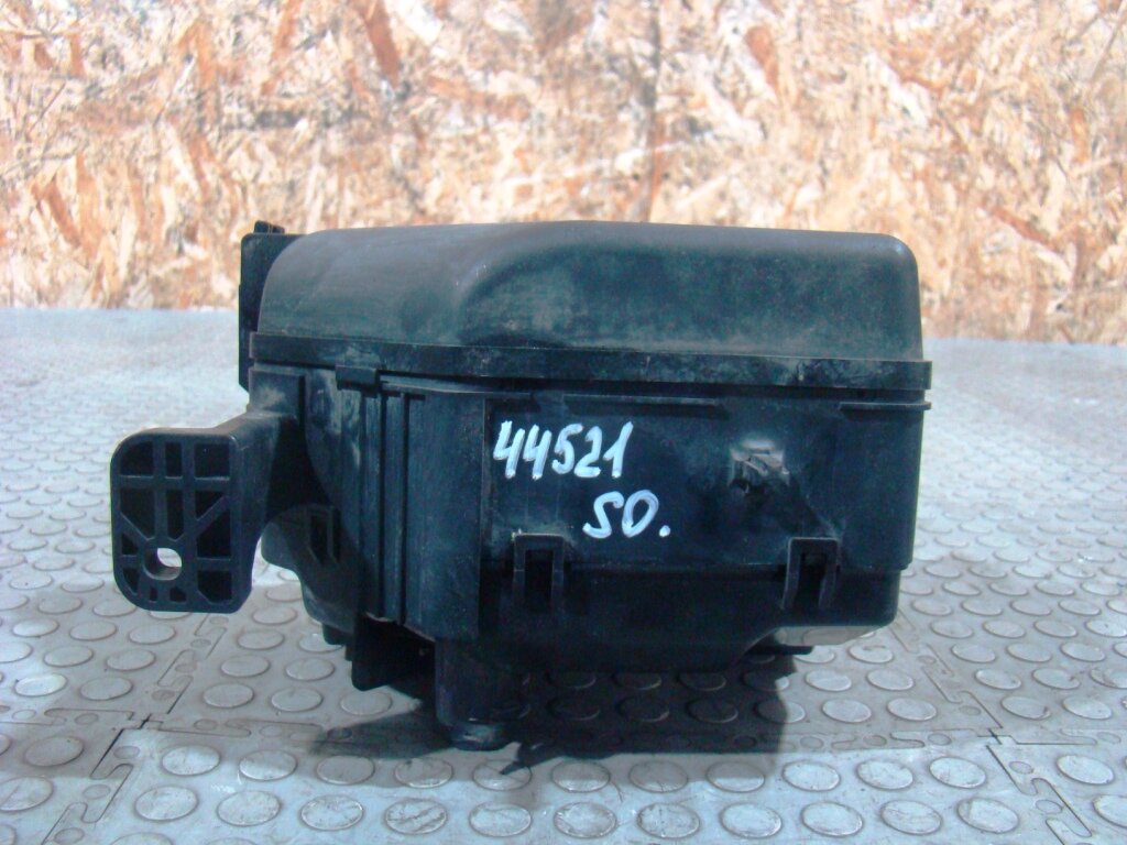 KIA Soul 1 Блок предохранителей моторный 1.6 G4FC 912312K130