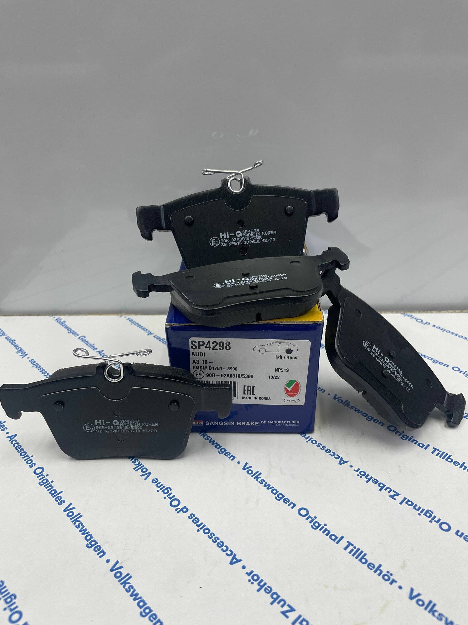 SP4298 Sangsin Колодки тормозные задние дисковые к-кт для AUDI A3 8V (2013>)/VW GOLF VII (2013>)