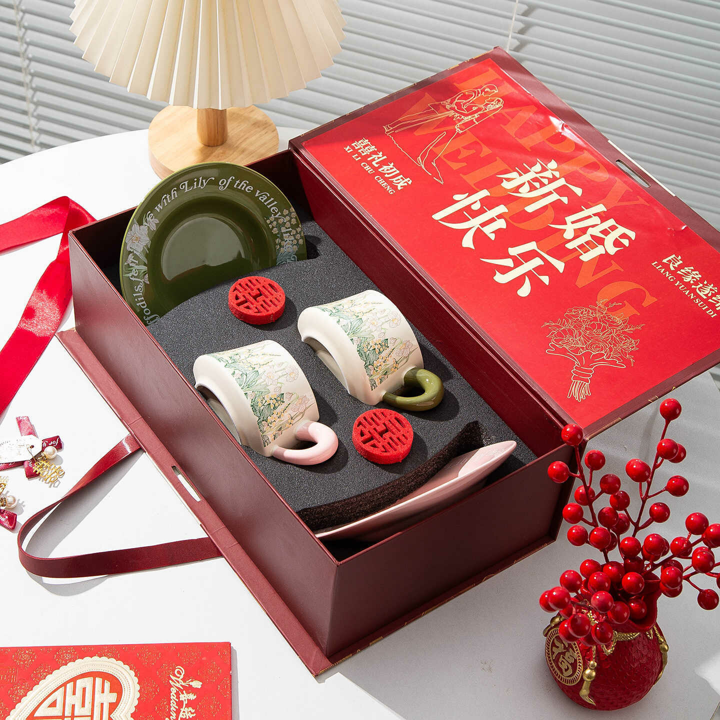 Винтажный керамический набор кофейной чашки и блюдца, идеально подходящий в качестве подарка на свадьбу, помолвку, новоселье или день рождения для мужчин и женщин.