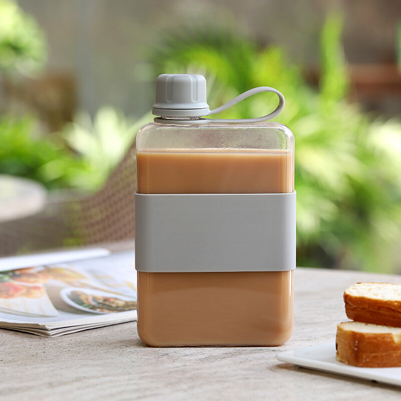 Новая бутылка Tritan Fresh Style с ручкой, плоская бутылка, силиконовая крышка, пластиковый стакан, высококачественная портативная бутылка для воды для студентов