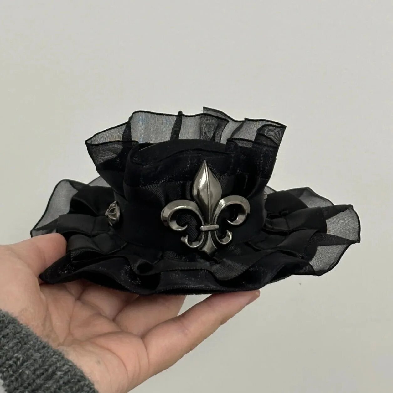 Для женщин и девочек японский Харадзюку черная готическая Лолита кружевной бант маленькая шляпа цилиндр головной убор косплей вечерние аксессуары для волос шпилька