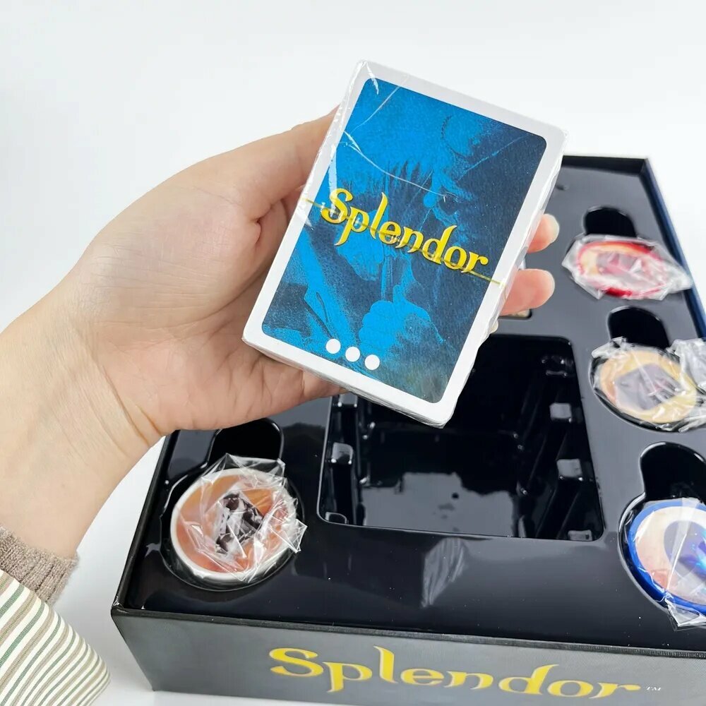Настольная игра Splendor: классическая стратегия с жетонами. Игра для вечеринок, семьи и подарков на Рождество и День рождения.