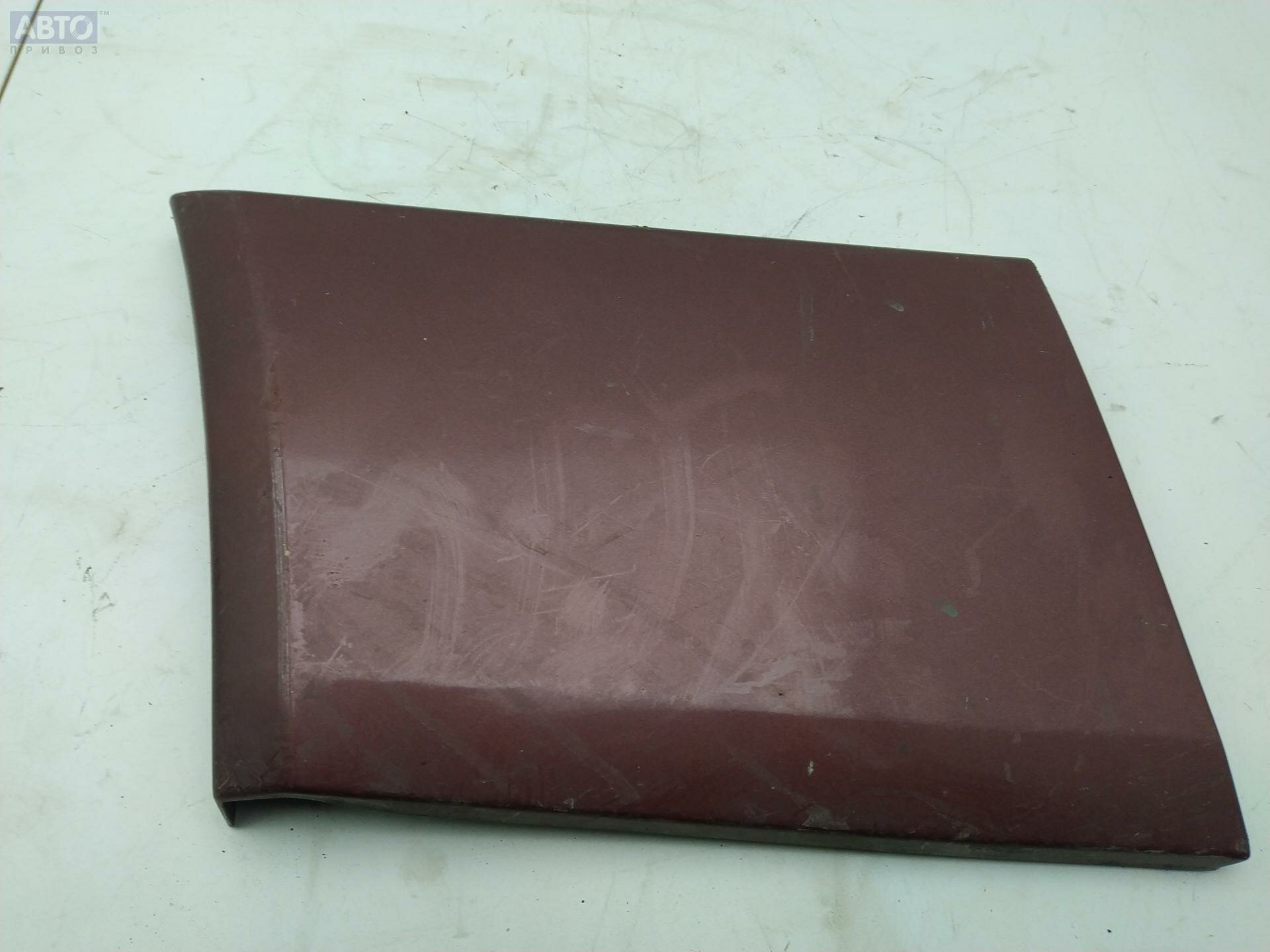 Молдинг крыла переднего левого Mercedes 190 W201 (1982-1993)