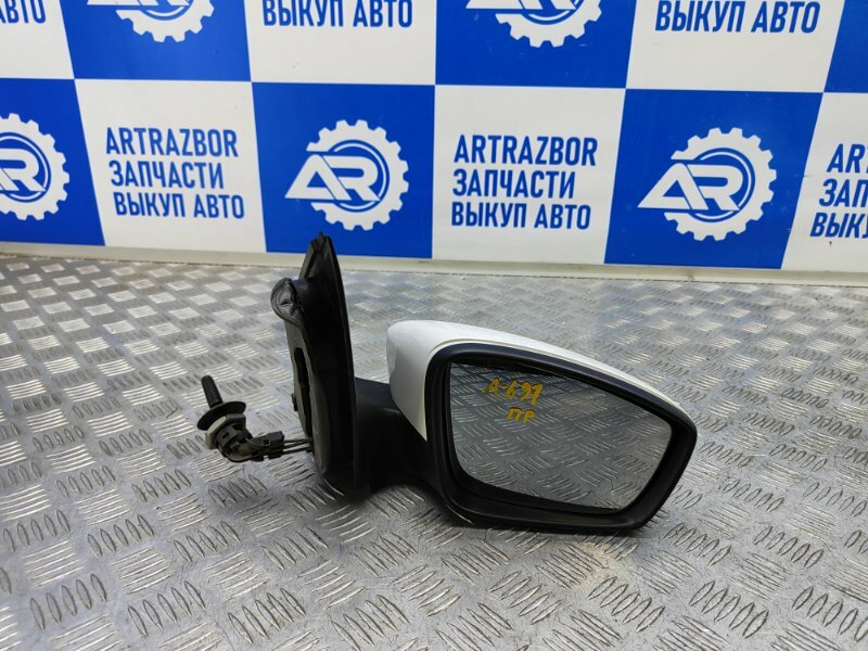 Б/У Зеркало правое механическое Volkswagen Polo 5 MK5 / Фольксваген Поло 5 MK5 1.6 CFN 105 Л.С. седан 2011