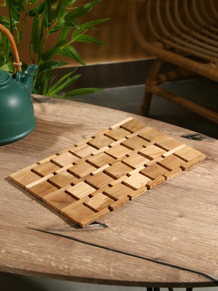 Коврик из тикового дерева Sima-land 30х20х0,7 см, бежевый, плетеный