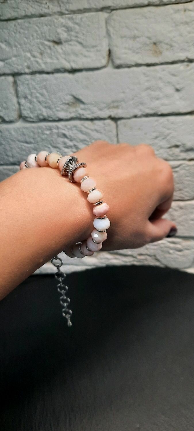 Жесткий браслет, опал