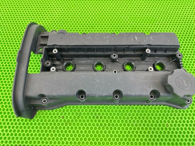 Крышка клапанов Chevrolet Lacetti J200 F16D3 96473757