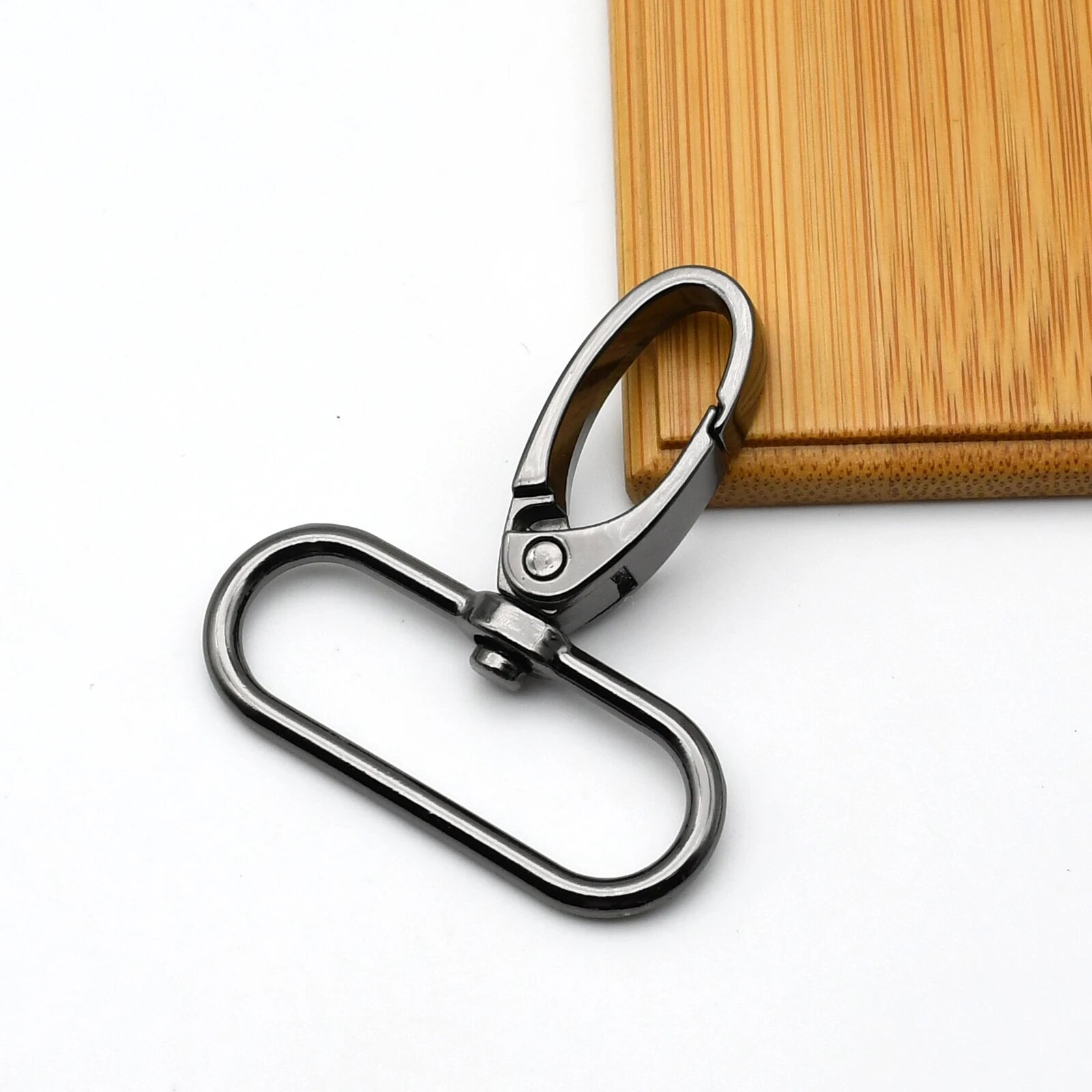 Металлические карабины CLOXY Черный, inner width 38mm, Gun black