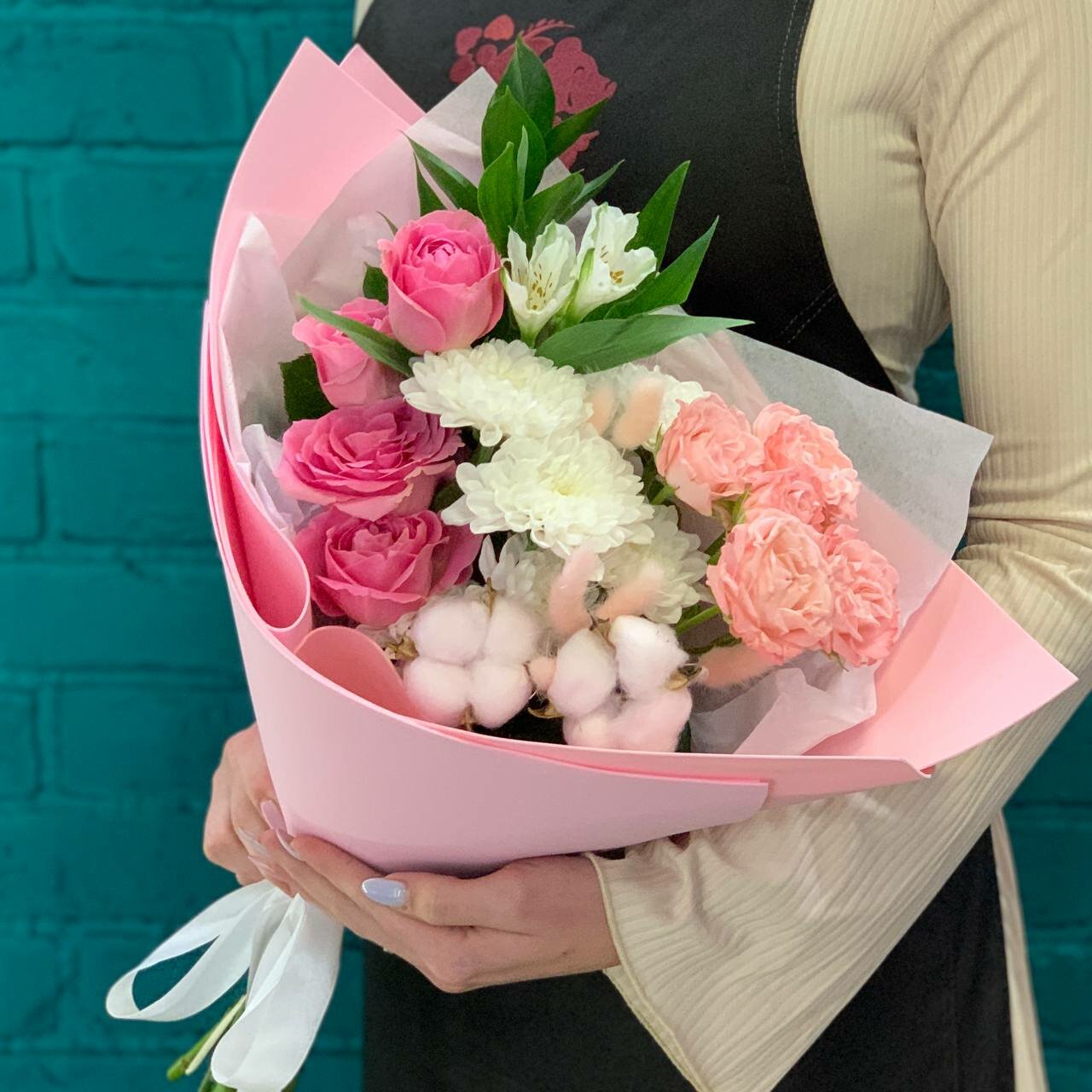 Букет из розы и хризантемы