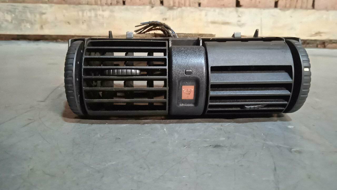 Дефлектор обдува салона Opel Astra G (1998 - 2009) 90560344