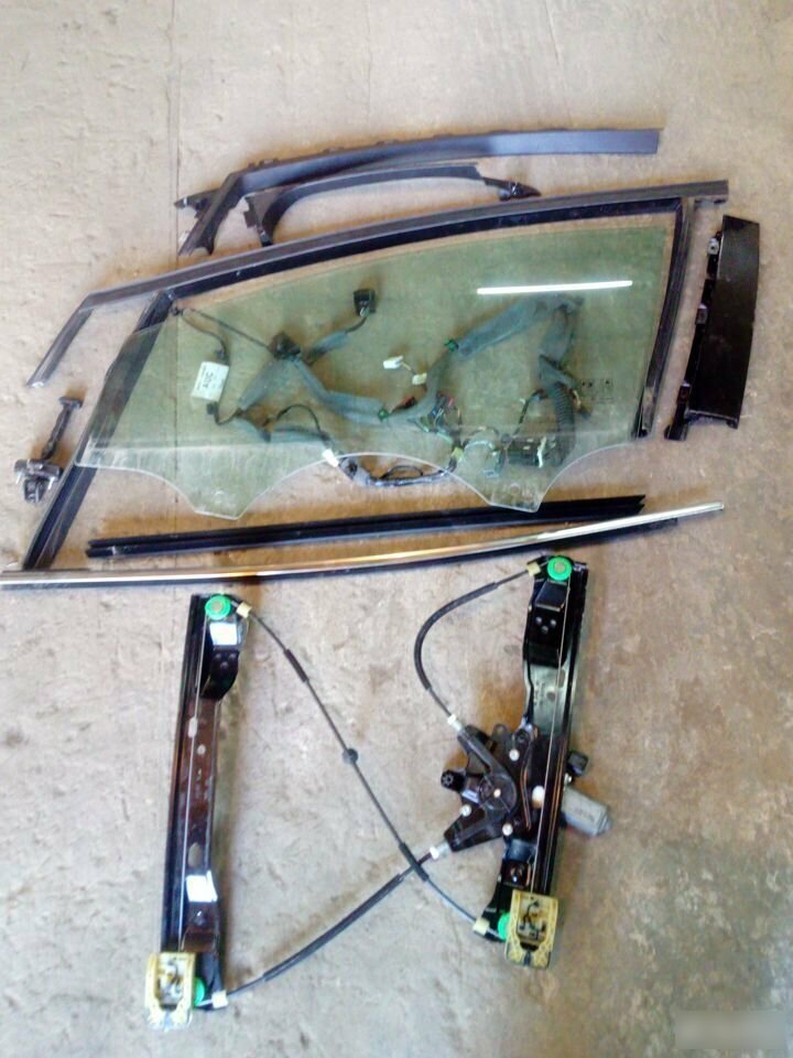 Дверь передняя левая Форд Фокус 3 Ford Focus III BV6T14A584