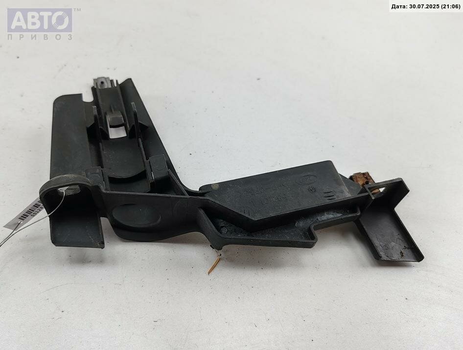 Крепление фары левой BMW 3 E46 (1998-2006)