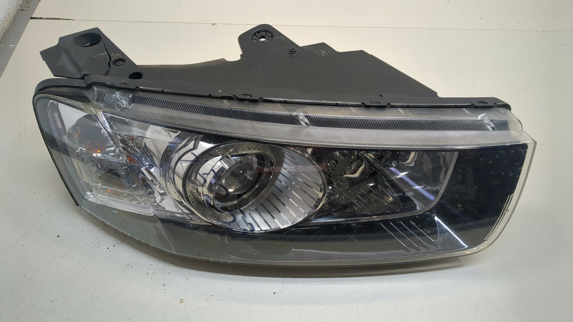 Фара (передняя) правая Chevrolet Captiva Б/У