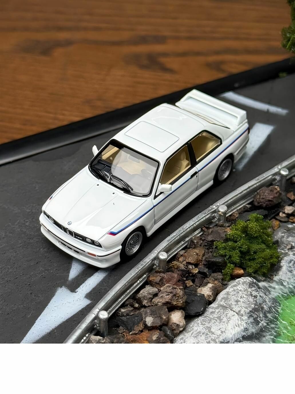 Машинка AR Box 1/64 BMW M3 E30 White Die-cast Alloy Car Model Collection Toy Gift